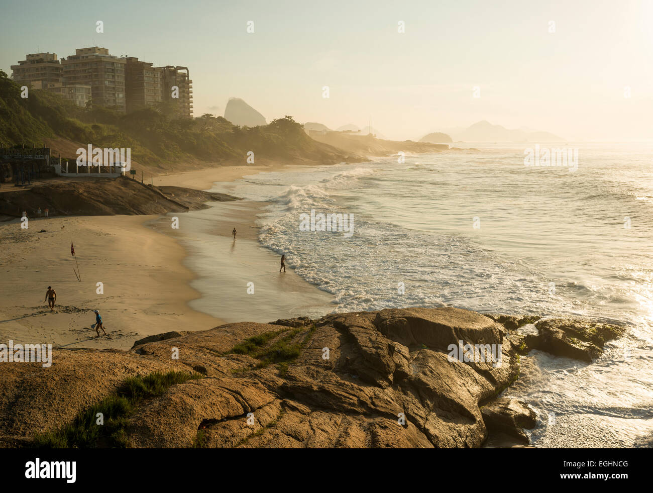 Rio sunset arpoador beach brazil hi-res stock photography and images ...