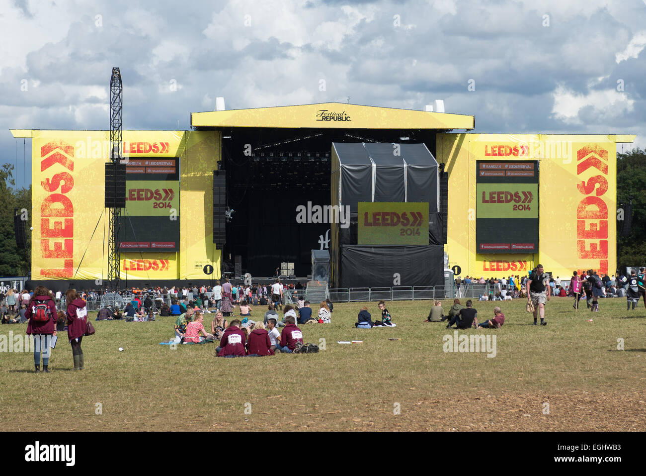 Leeds Festival Day 2 Atmosphere Bramham Park, Leeds, England Featuring ...
