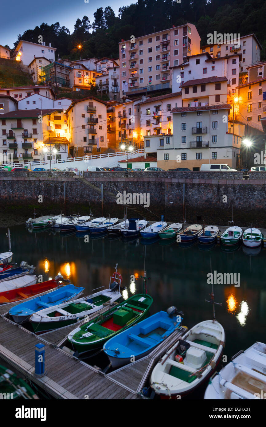 Elantxobe harbour hi-res stock photography and images - Alamy