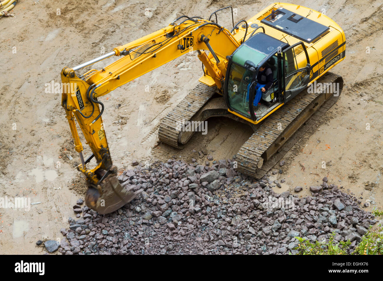 Men at building work Stock Photo - Alamy