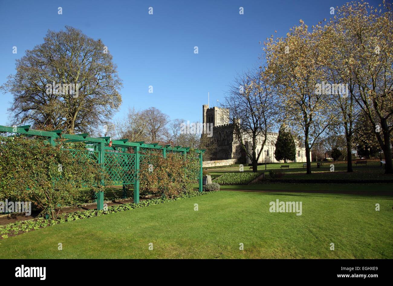 Priory gardens dunstable hi-res stock photography and images - Alamy