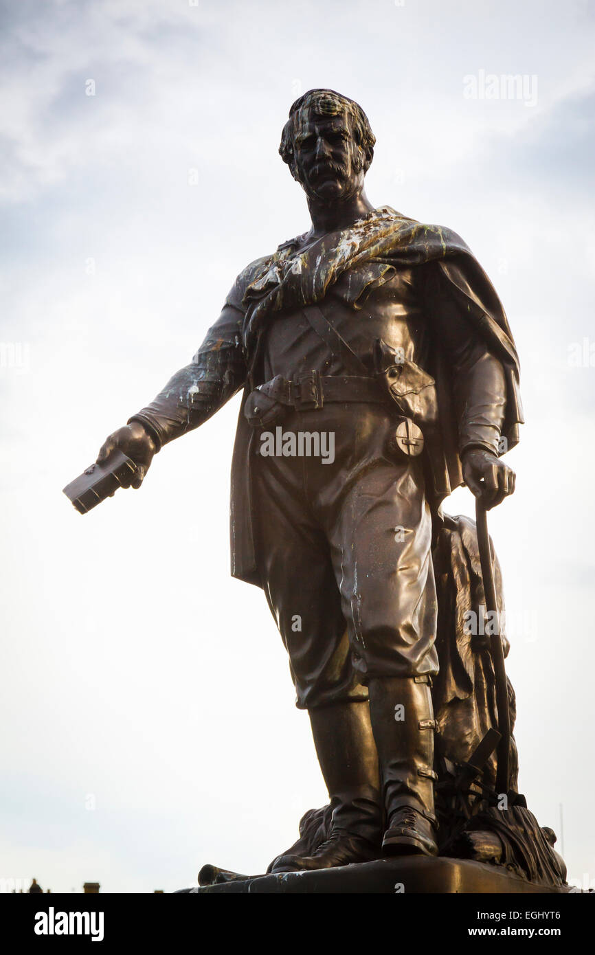 David livingstone statue scotland hi-res stock photography and images ...