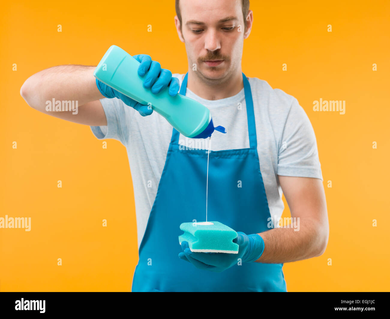 Dishwashing apron hi-res stock photography and images - Alamy