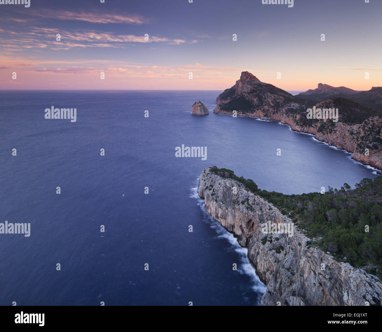 Spain, Mallorca, Formentor peninsula, rock, Mediterranean Sea Stock ...