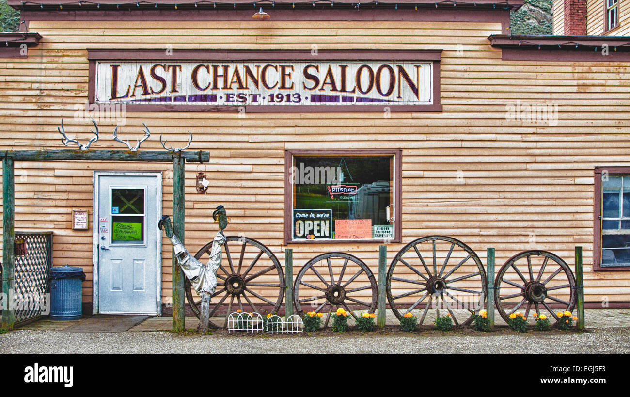 Pub drumheller wayne alberta canada hi-res stock photography and images ...