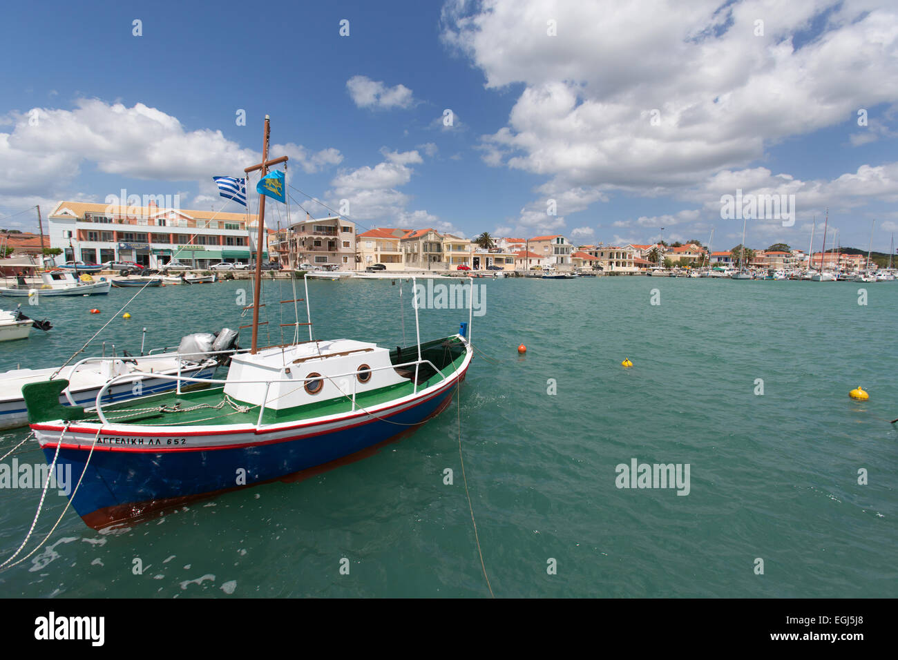 Town of Lixouri, Kefalonia. Picturesque view of traditional Greek ...