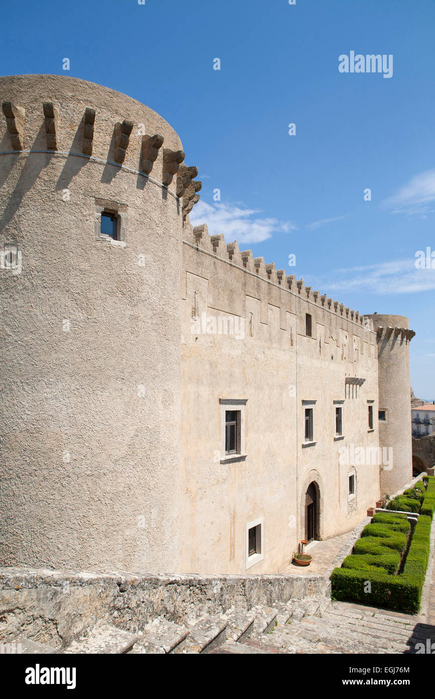 Calabria castles hi-res stock photography and images - Alamy