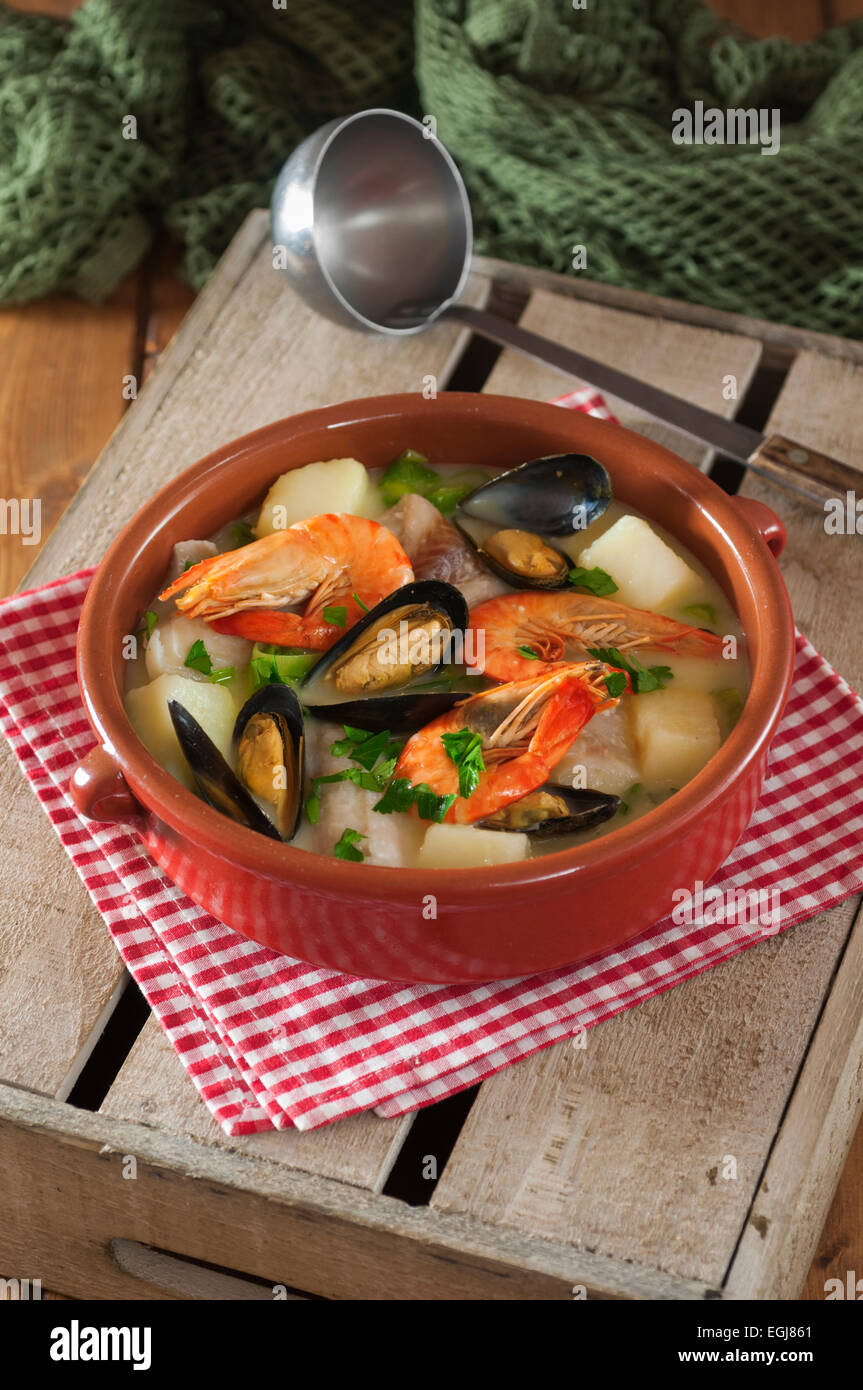 Breton fish stew hi-res stock photography and images - Alamy