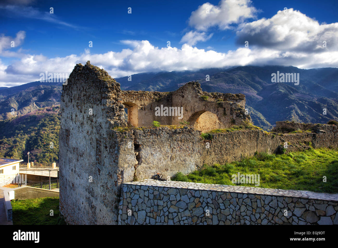 Rometta sicily hi-res stock photography and images - Alamy
