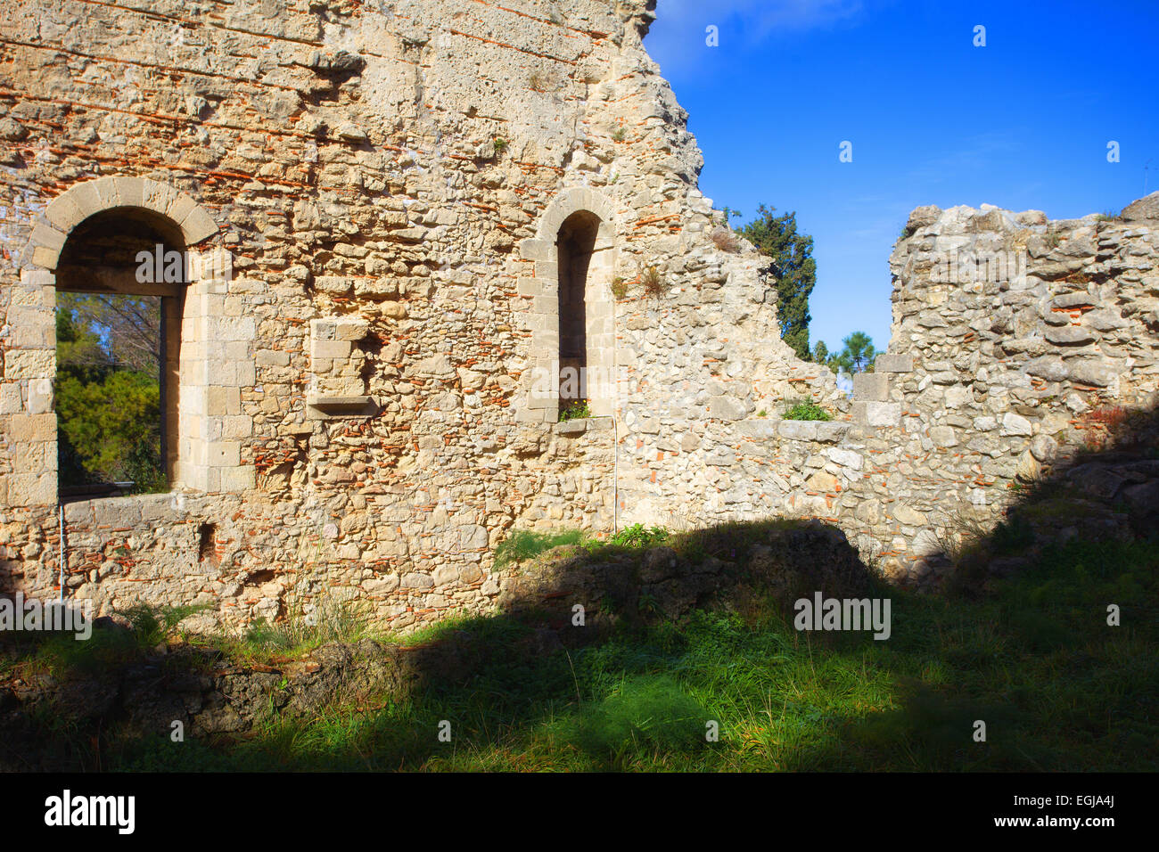 Rometta medieval castle in Sicily Stock Photo - Alamy