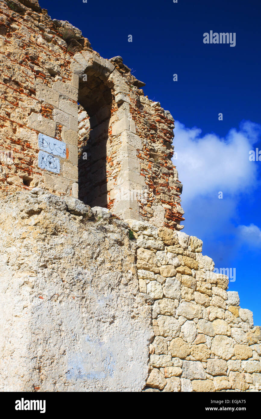 Messina sicily fortress hi-res stock photography and images - Alamy