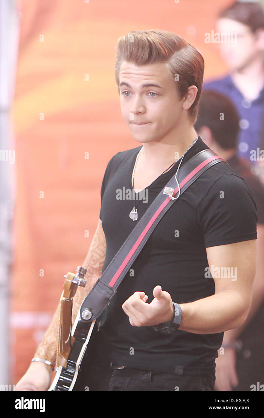 Hunter Hayes performs on NBC's 'The Today Show' Toyota Concert Series ...