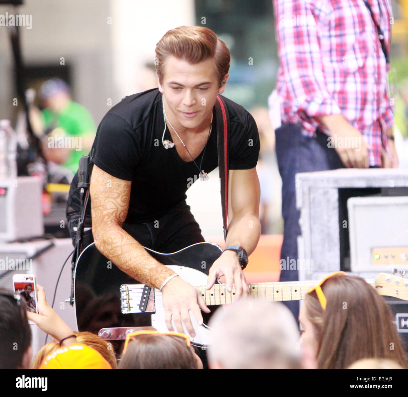 Hunter Hayes performs on NBC's 'The Today Show' Toyota Concert Series ...