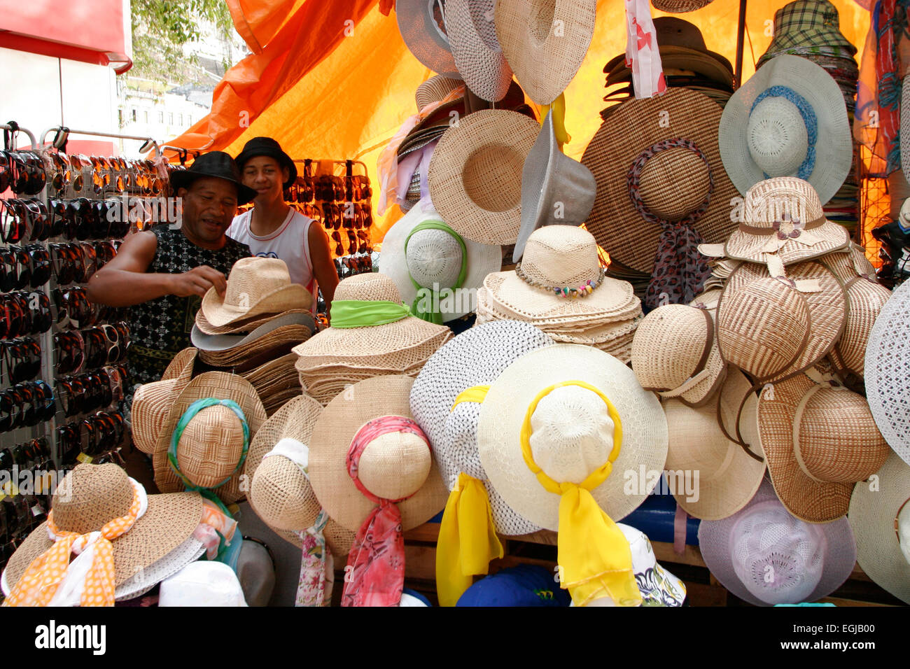 Hat stand sellers in Salvador Stock Photo - Alamy