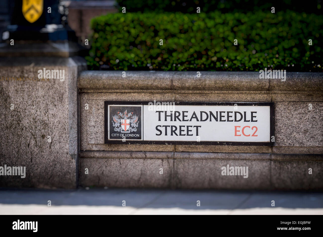 Threadneedle Street Sign, London, Britain Stock Photo - Alamy