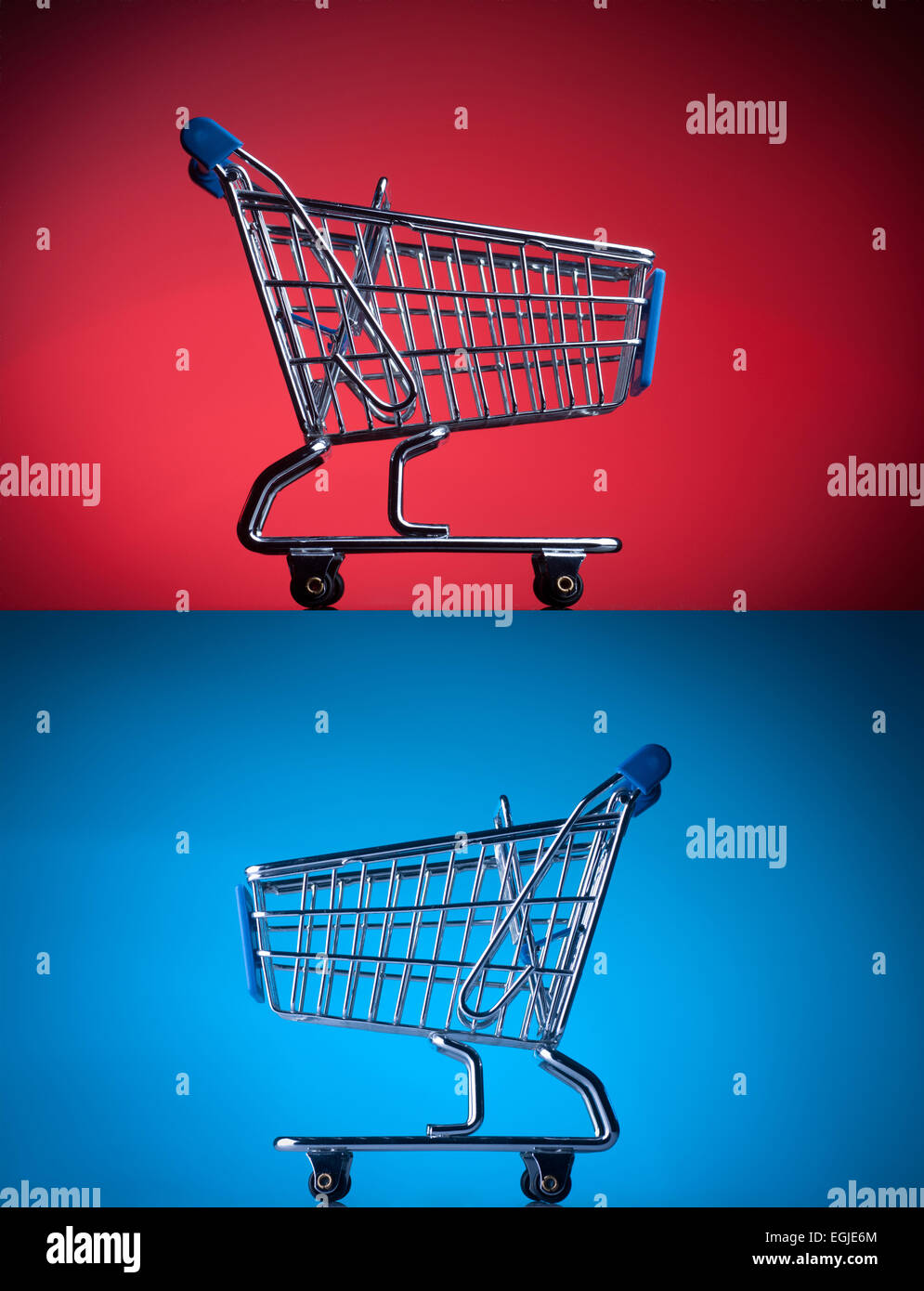 Mall cart hi-res stock photography and images - Alamy