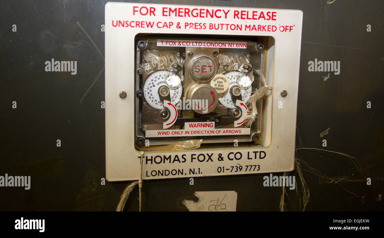 Thomas fox Safes safe time lock mechanism Stock Photo - Alamy