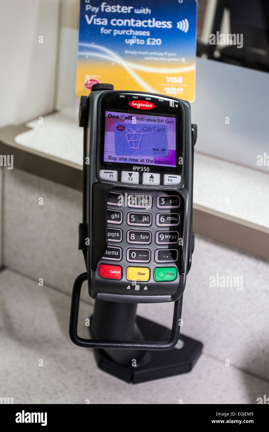 Visa payment terminal High Resolution Stock Photography and Images - Alamy
