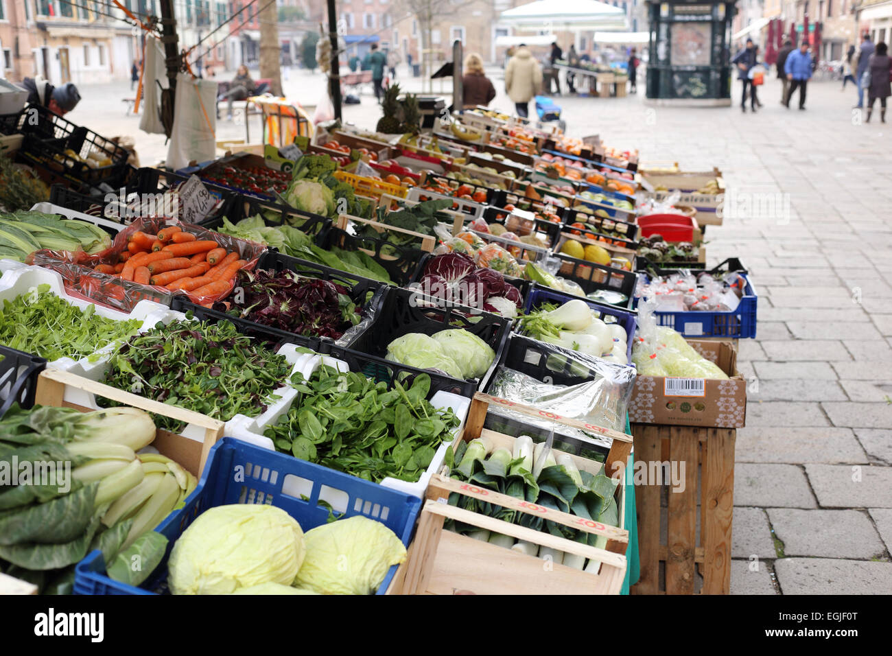 Street vegetable market Stock Photo - Alamy