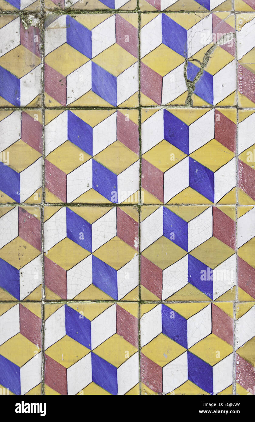 Tipical lisbon tiles Stock Photo - Alamy