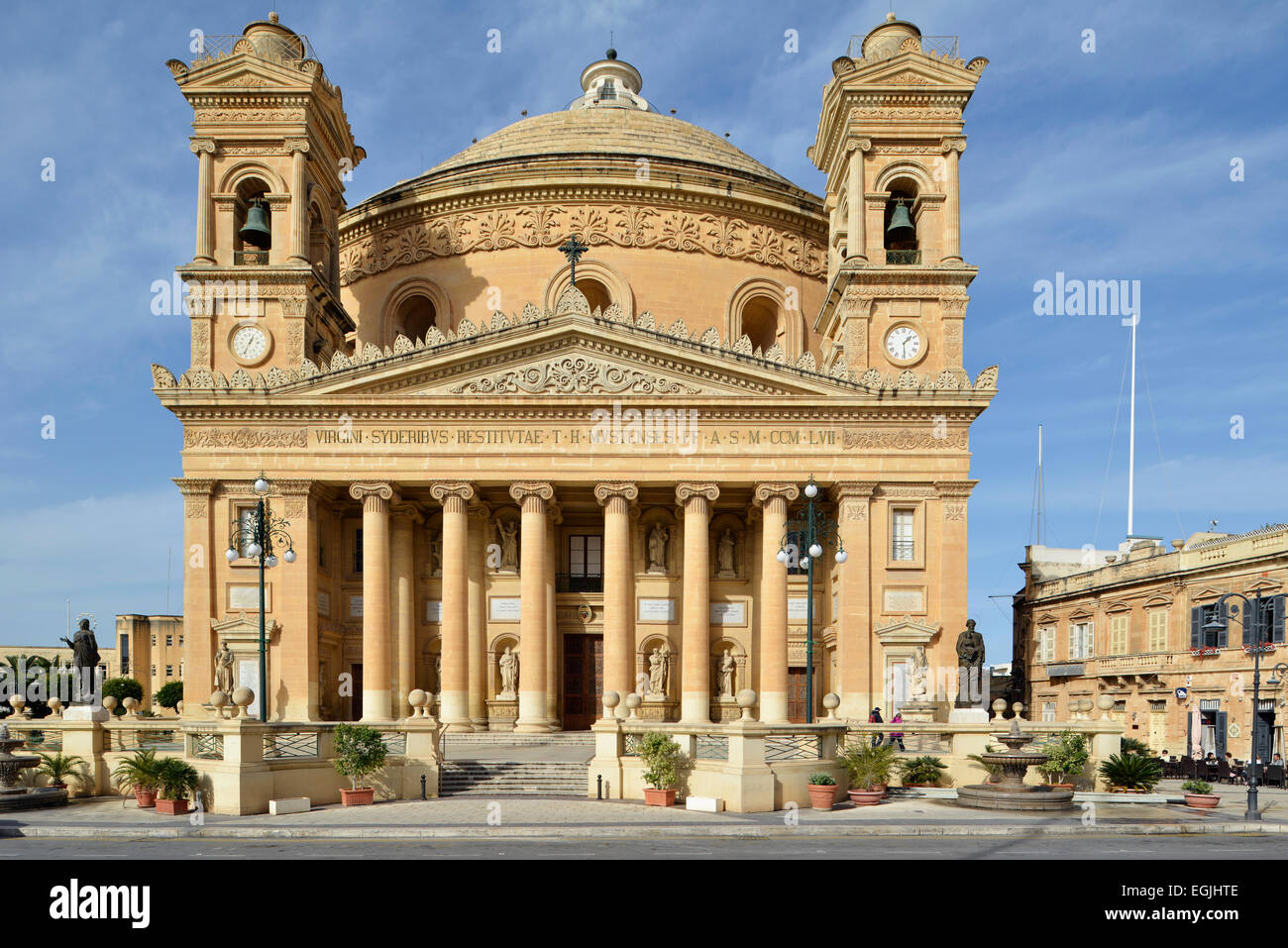 Mosta church hi-res stock photography and images - Alamy