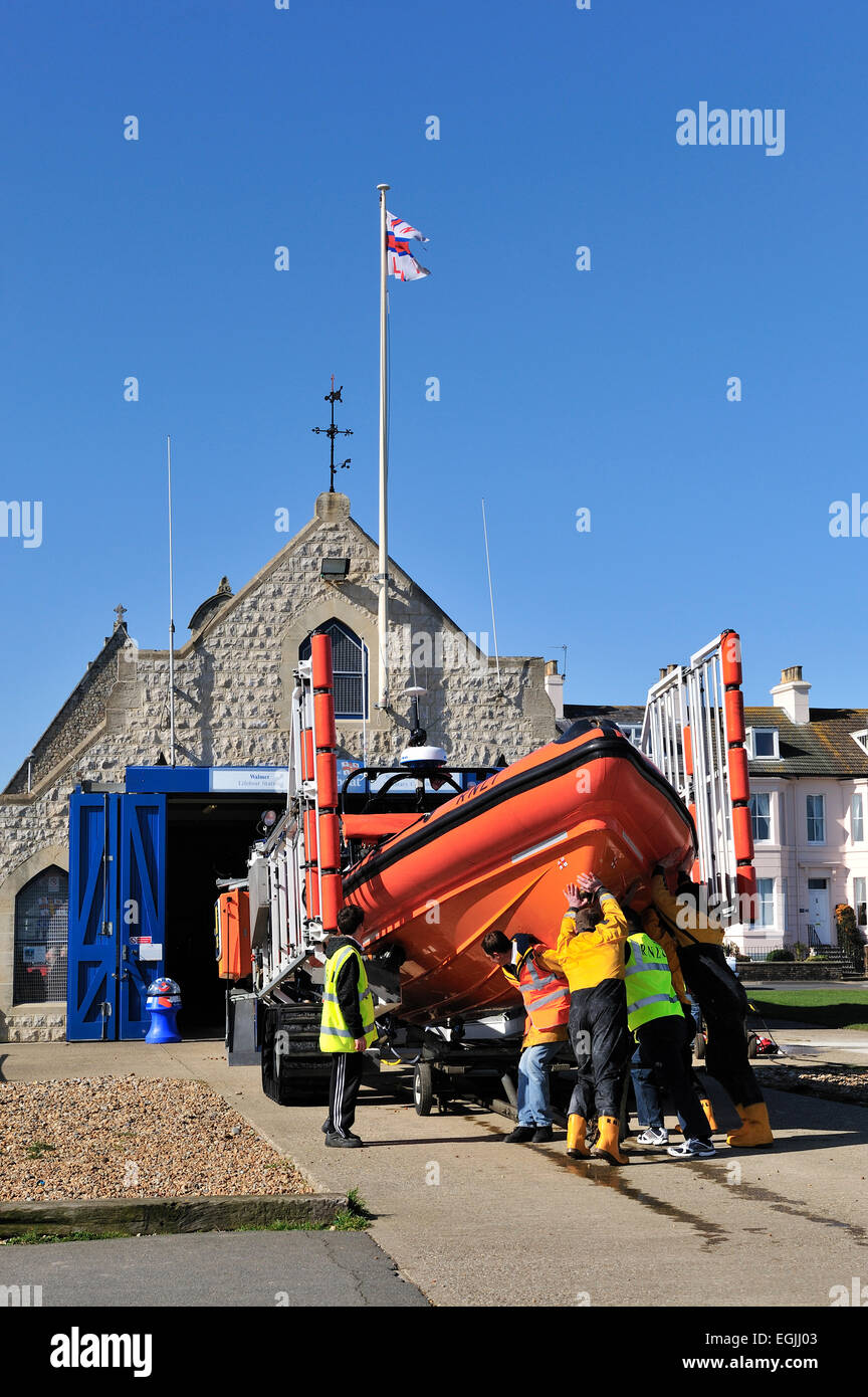 Walmer lifeboat station hi-res stock photography and images - Alamy