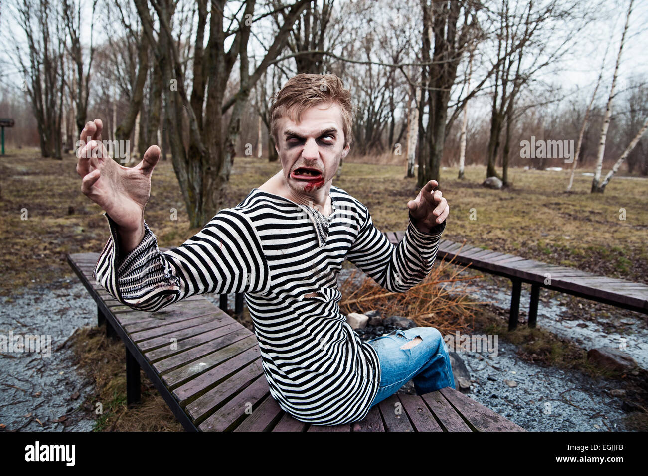 Scary guy hi-res stock photography and images - Alamy