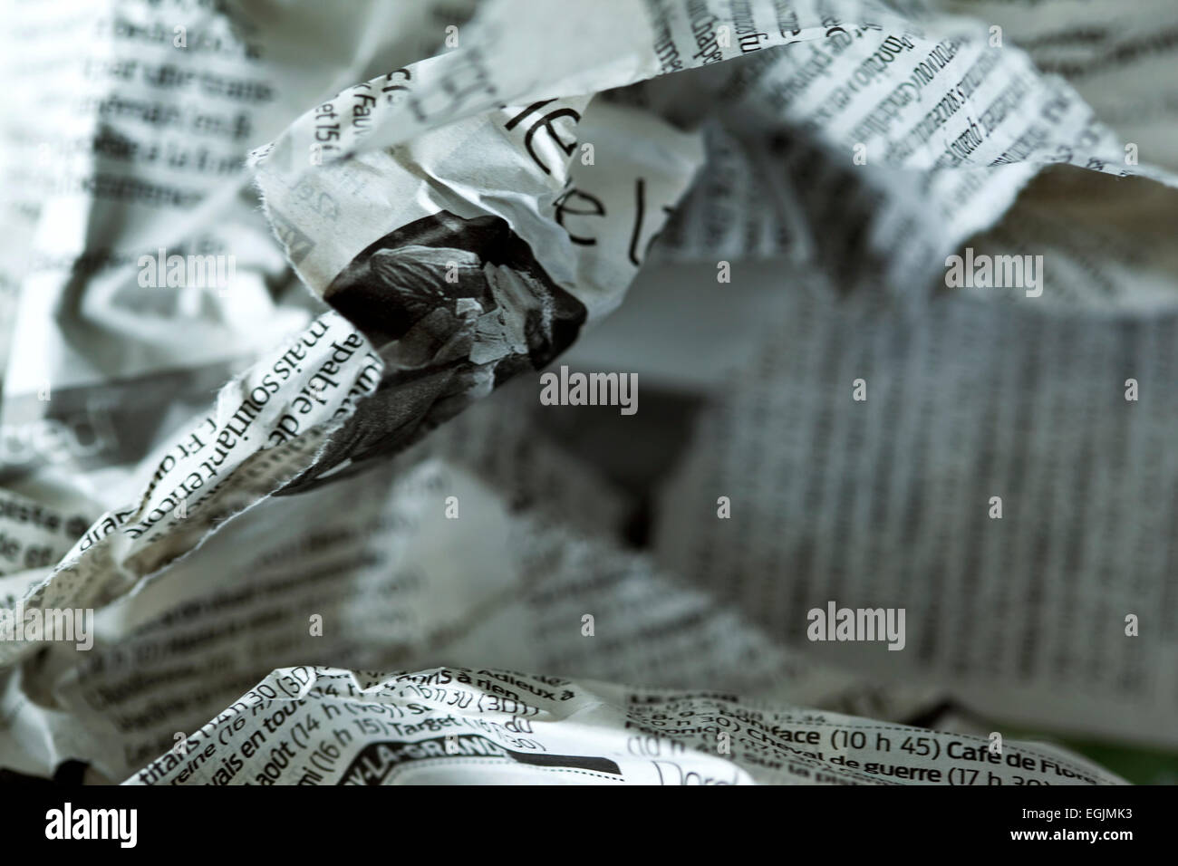 Torn newspaper hi-res stock photography and images - Alamy