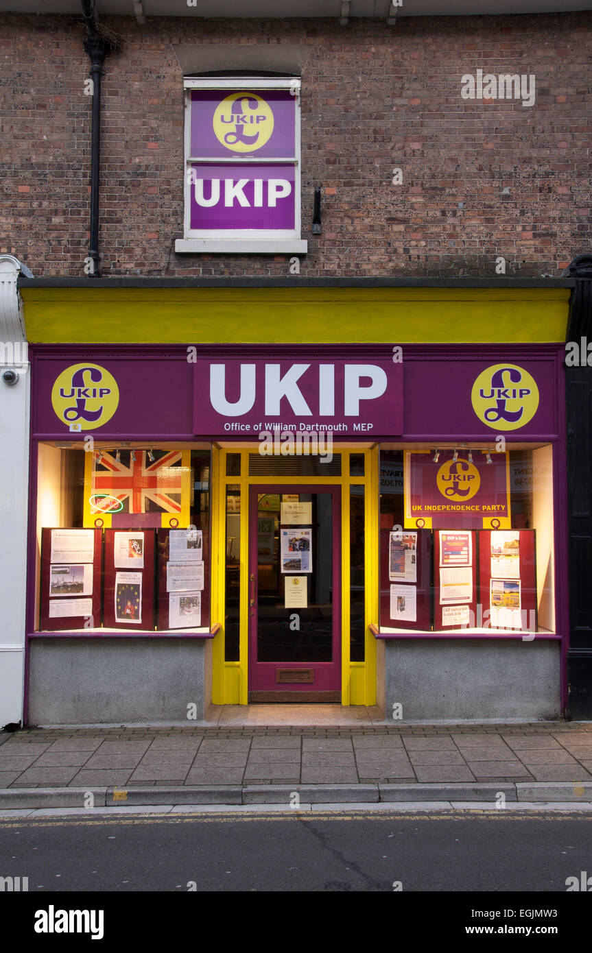 William dartmouth mep hi-res stock photography and images - Alamy