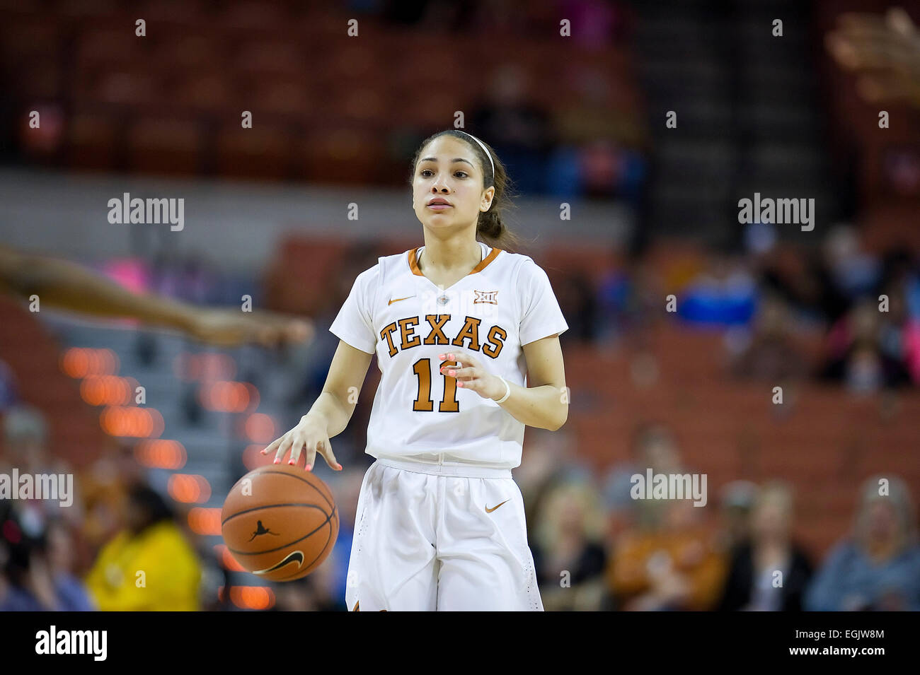 Tx. 25th Feb, 2015. Texas Longhorns Brooke McCarty #11 in action during ...