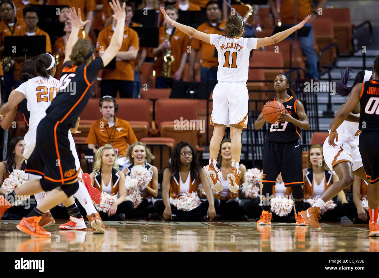 Tx. 25th Feb, 2015. Texas Longhorns Brooke McCarty #11 in action during ...