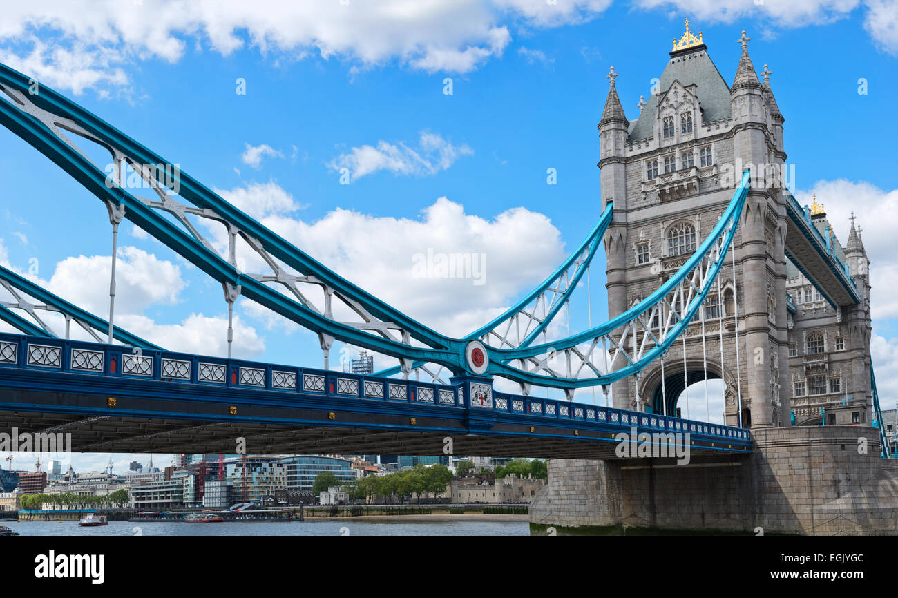 Architectural landscape of Tower Bridge Stock Photo - Alamy