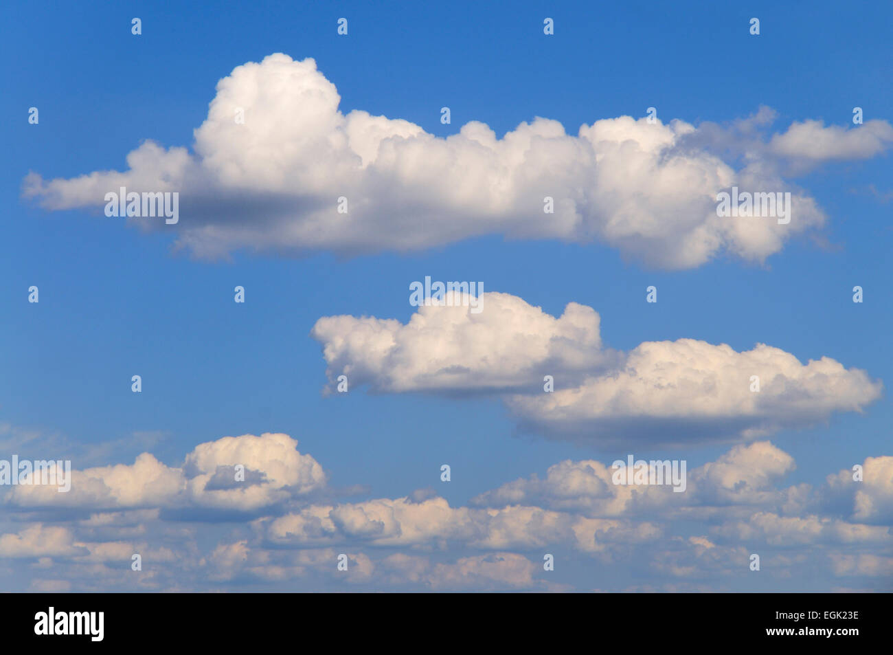 Cumulus and cumulonimbus clouds hi-res stock photography and images - Alamy