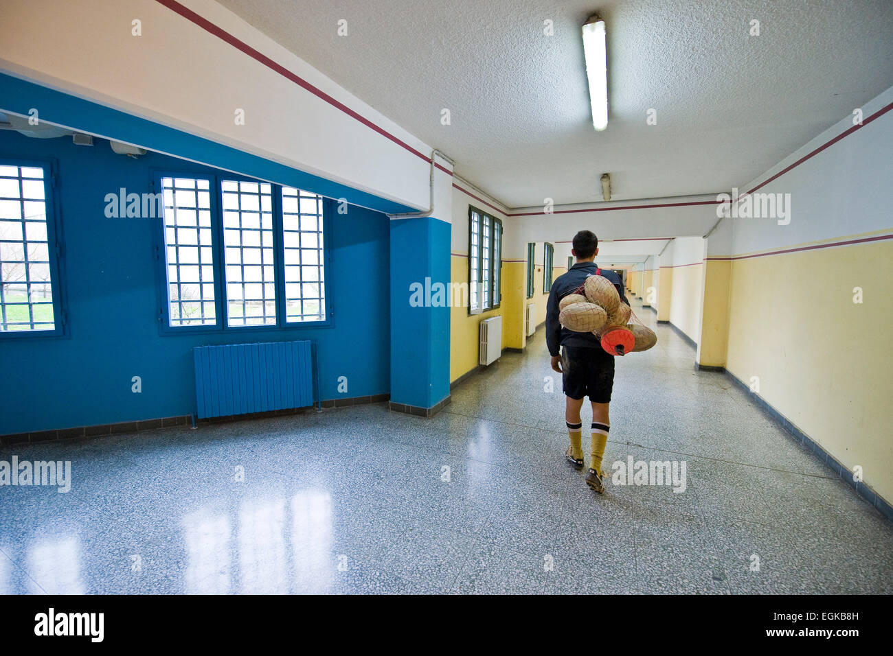 Outdoor prison gym hi-res stock photography and images - Alamy