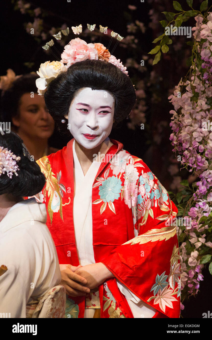 Kate royal opera singer hi-res stock photography and images - Alamy