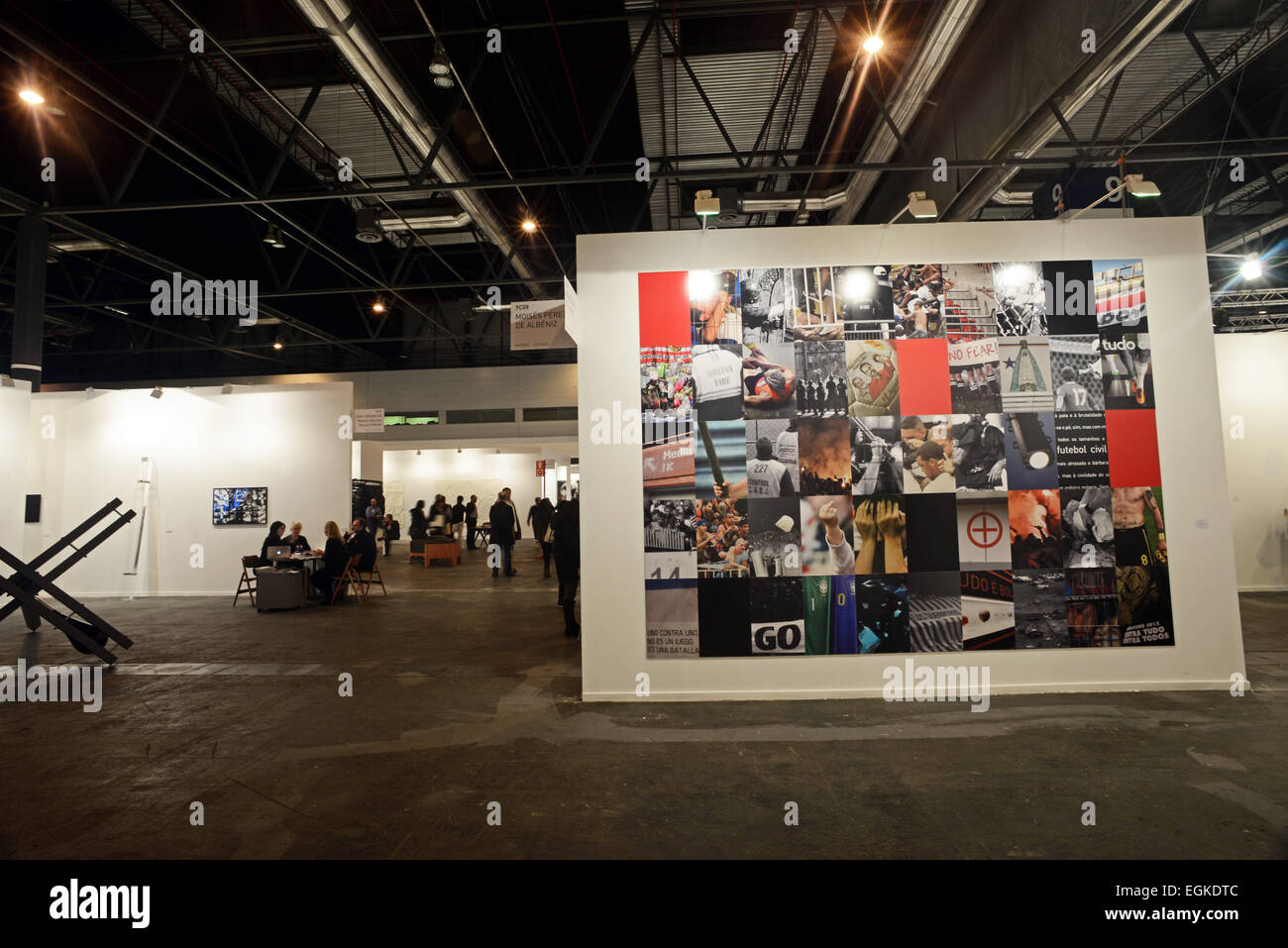 Modern contemporary art event galleries hi-res stock photography and ...