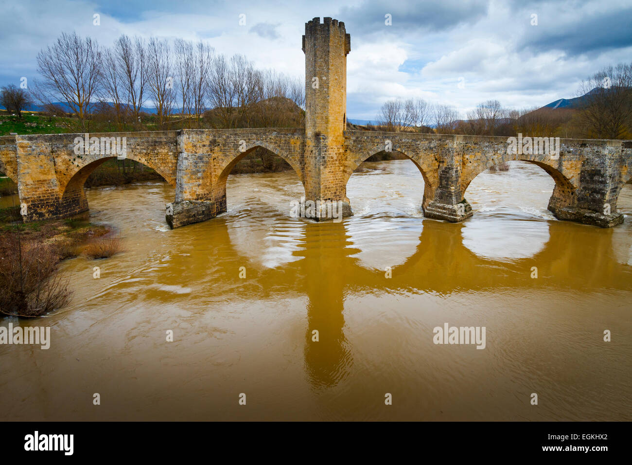 Medieval bridge and river Stock Photo - Alamy