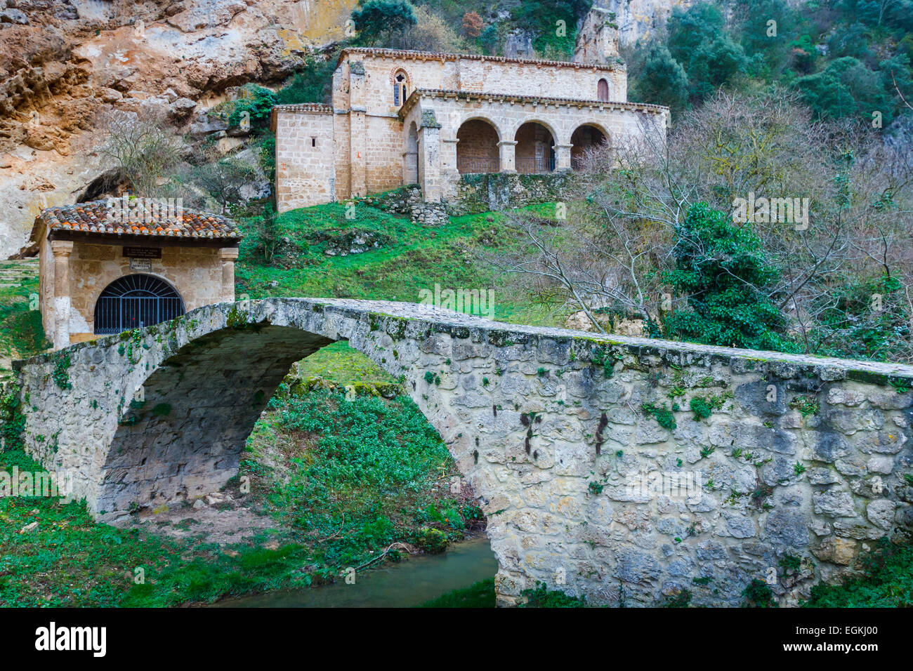 Medieval shrine hi-res stock photography and images - Alamy