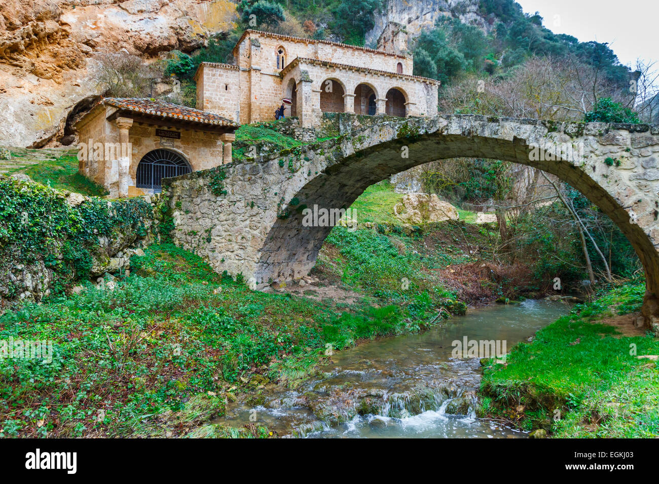 Medieval shrine hi-res stock photography and images - Alamy