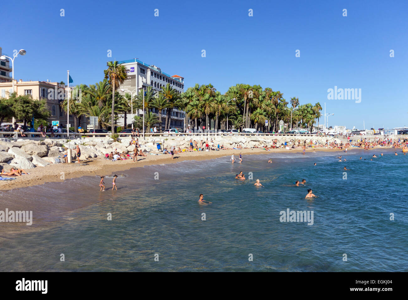Cannes beaches hi-res stock photography and images - Alamy