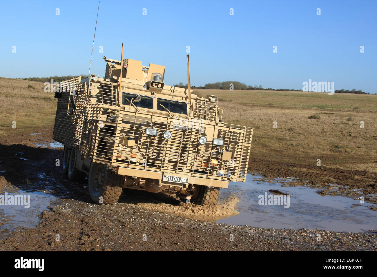 Mastiff vehicle hi-res stock photography and images - Alamy