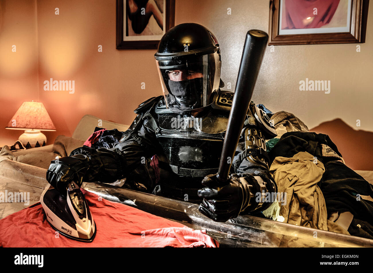 Riot shields riot police hi-res stock photography and images - Alamy