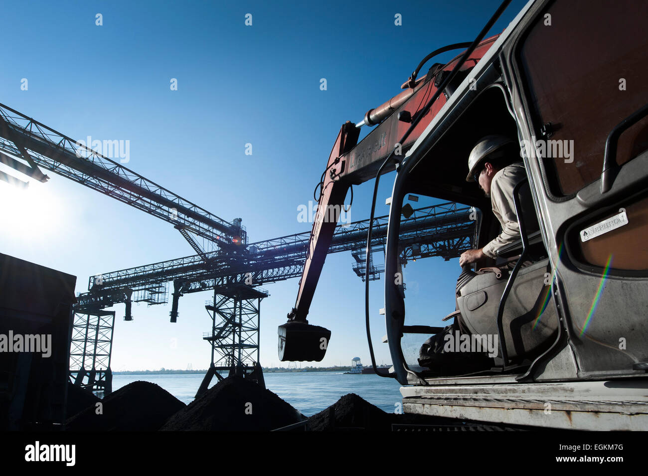 Steam barge hi-res stock photography and images - Alamy