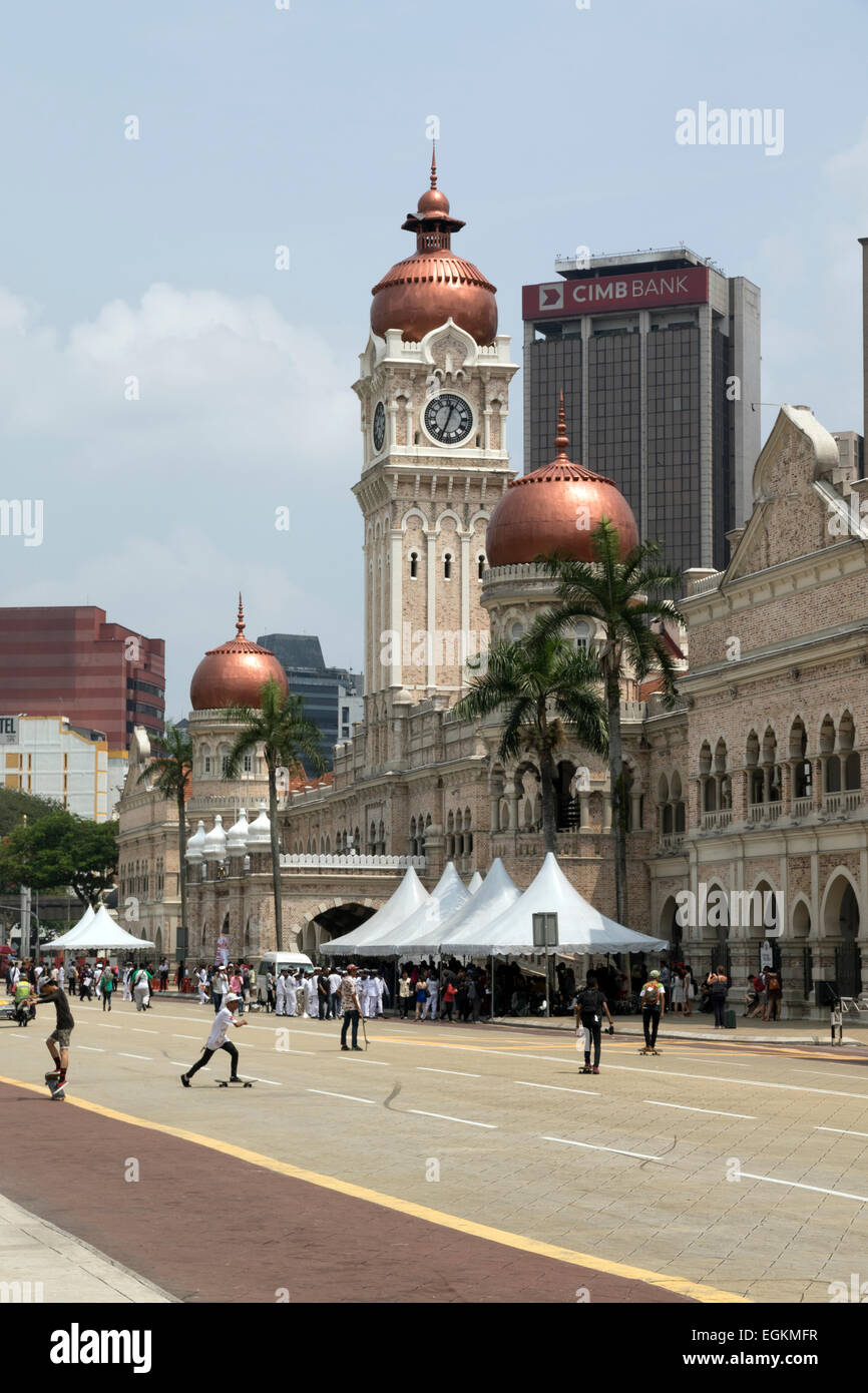 Kuala lumpur independence square hi-res stock photography and images ...