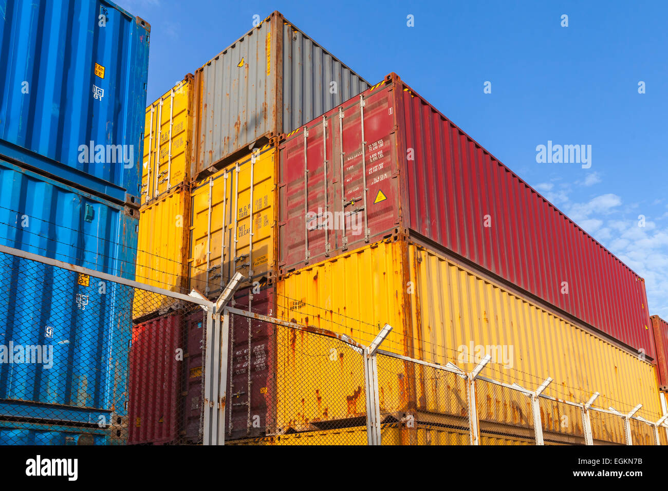 Cargo containers behind fence hi-res stock photography and images - Alamy