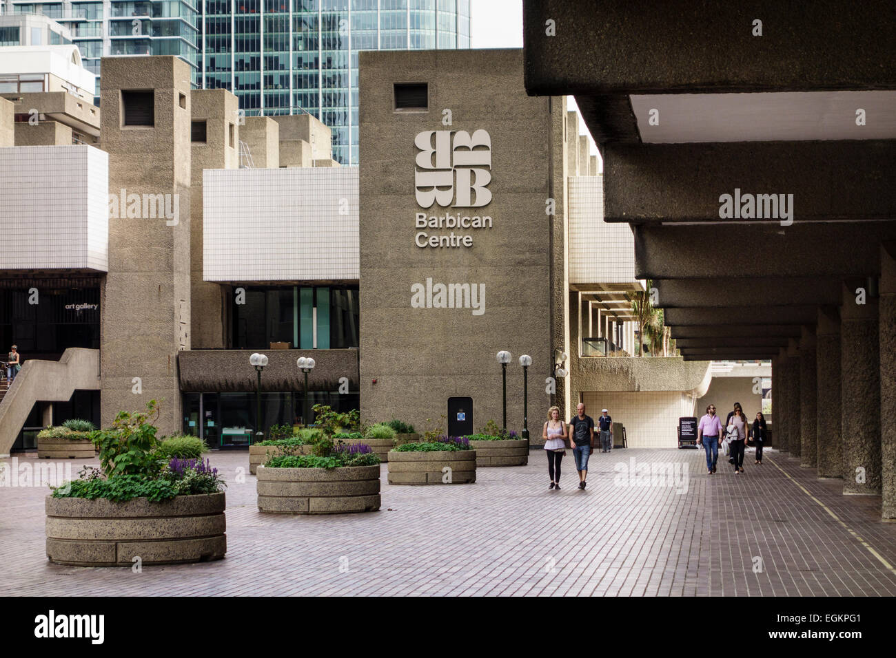 Barbican centre london hi-res stock photography and images - Alamy