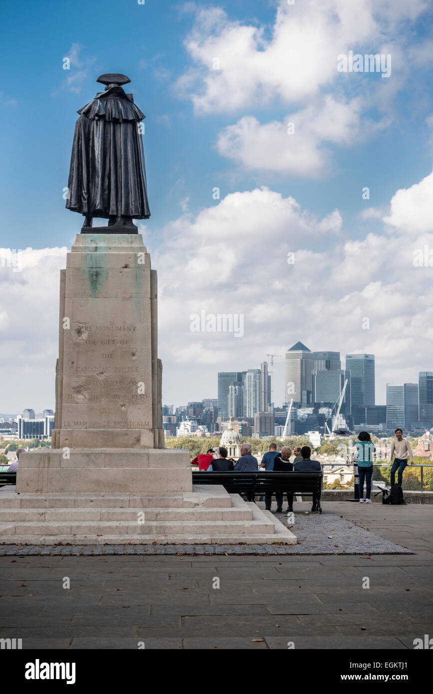 Carnary wharf hi-res stock photography and images - Alamy
