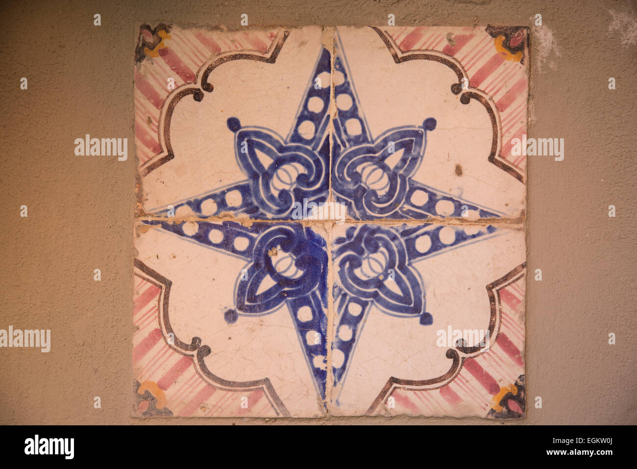 Italian tiles hi-res stock photography and images - Alamy