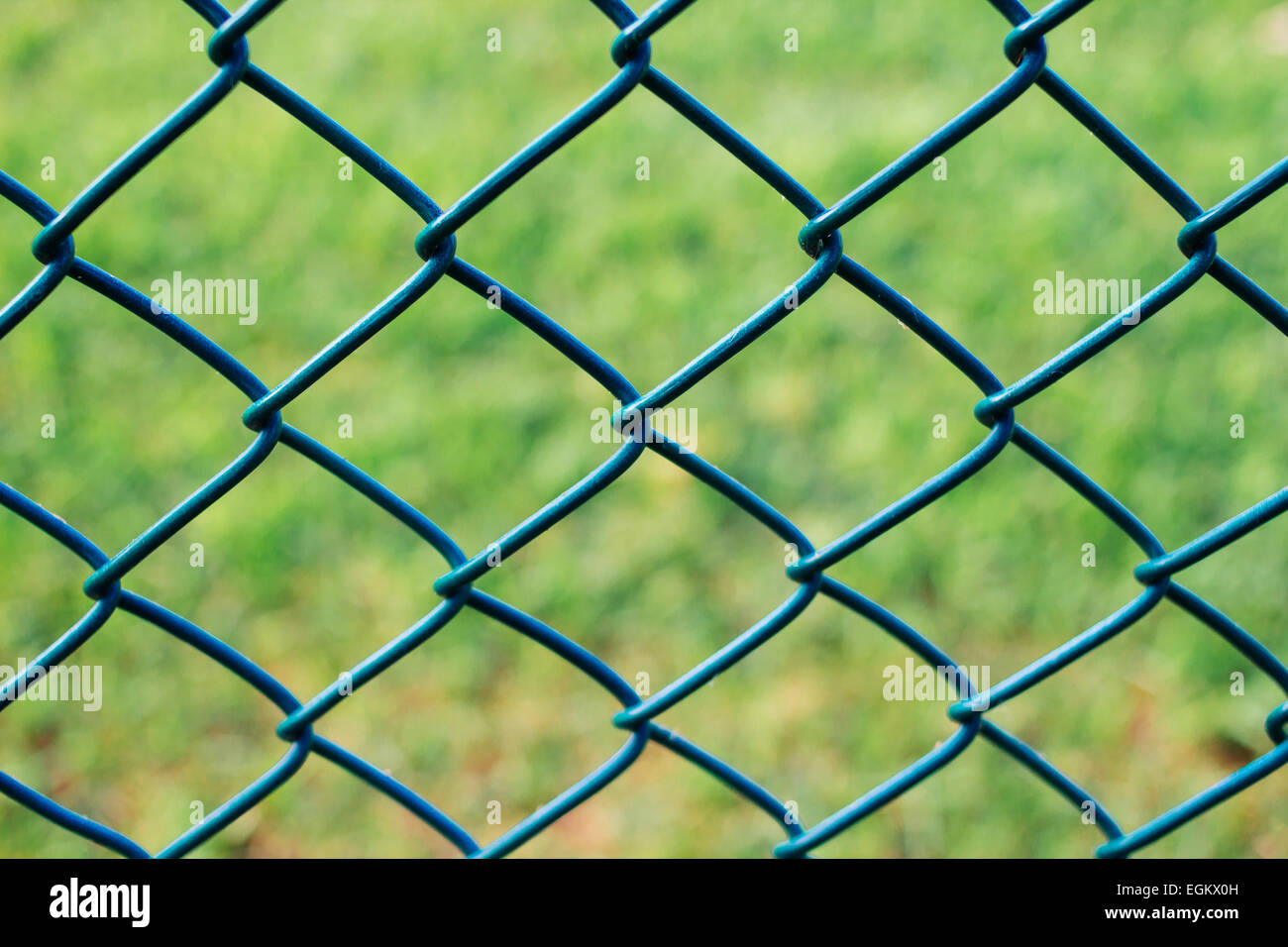 chain link fence Stock Photo - Alamy