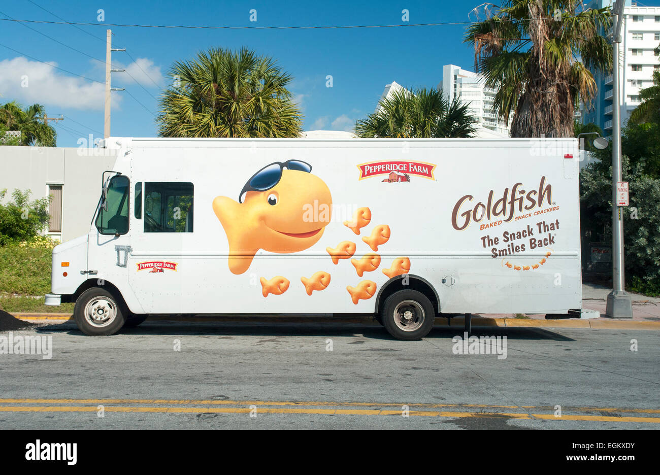 delivery snack truck Stock Photo - Alamy